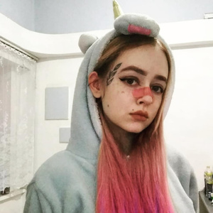 Modelka SofiaWills - profilová stránka a informace