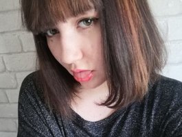 Профіль і дані моделі Effy-Grace на BongaCams