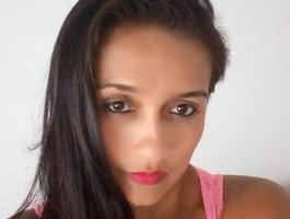 Model mery-20 profile page and info - BongaCams