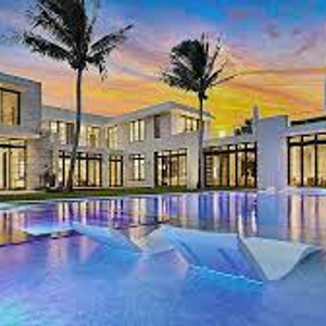 Modelis Kory-fox profilio puslapis ir informacija